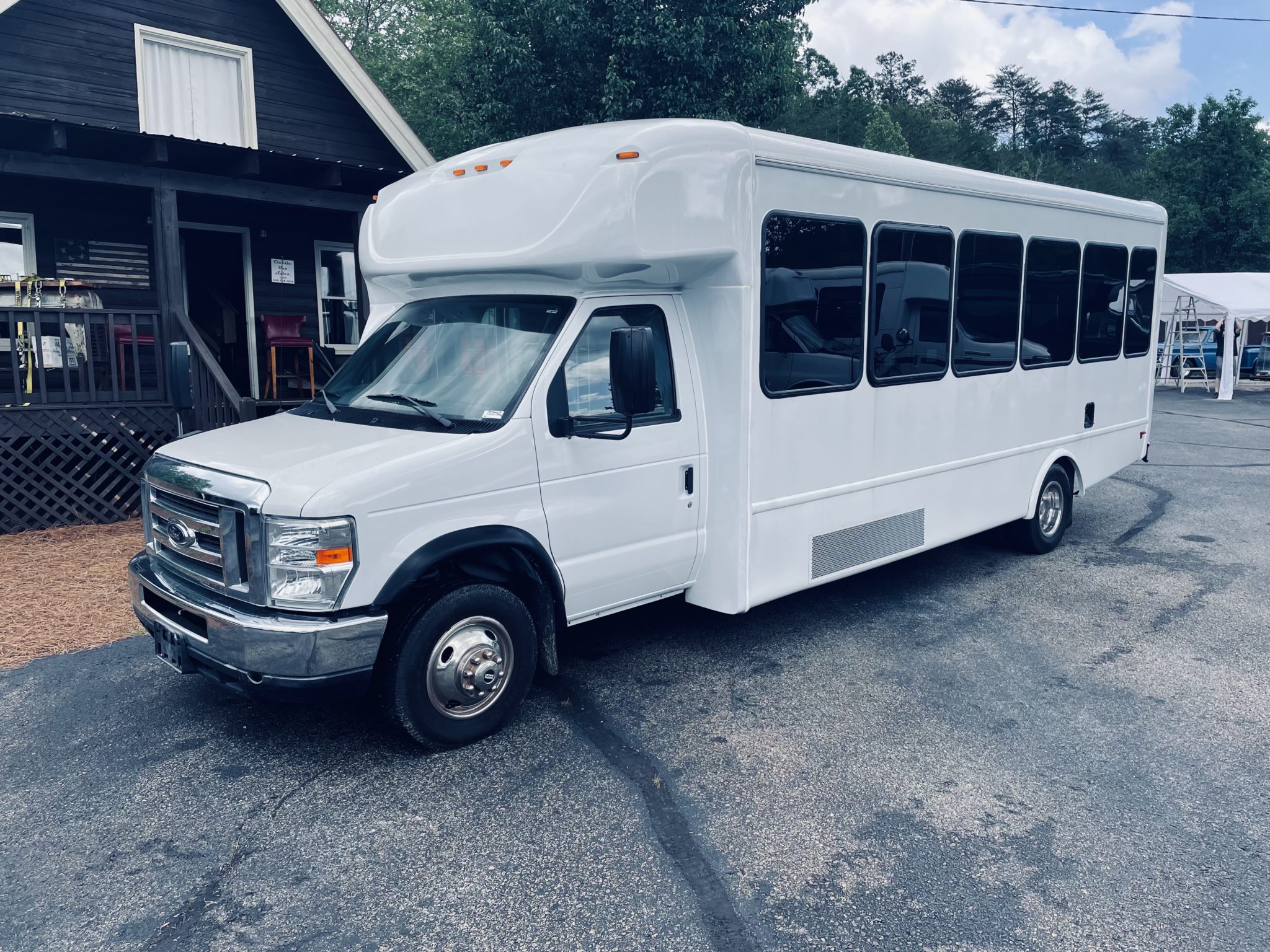 Inventory - Classic Bus Sales - New & Used Buses for Sale